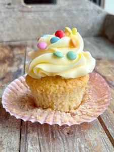 Muffins – verdens beste og enkleste oppskrift – Idas oppskrifter